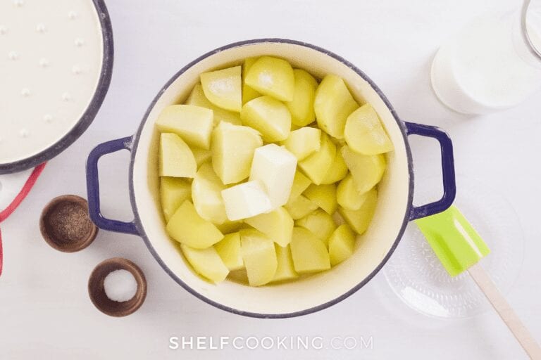 Easy Mashed Potato Recipe + Ways to Reuse Them! - Shelf Cooking